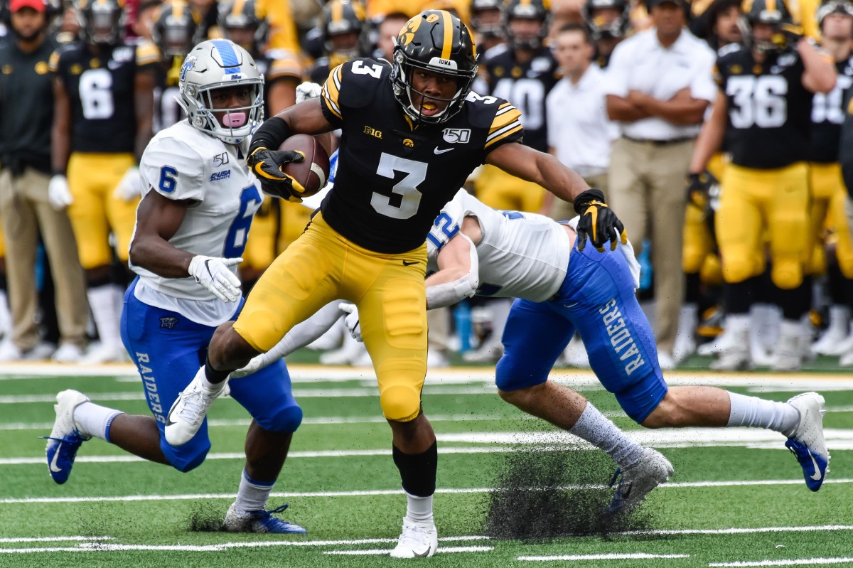 THE DAY AFTER: Hawkeyes' receivers are having a lot of fun - Sports ...
