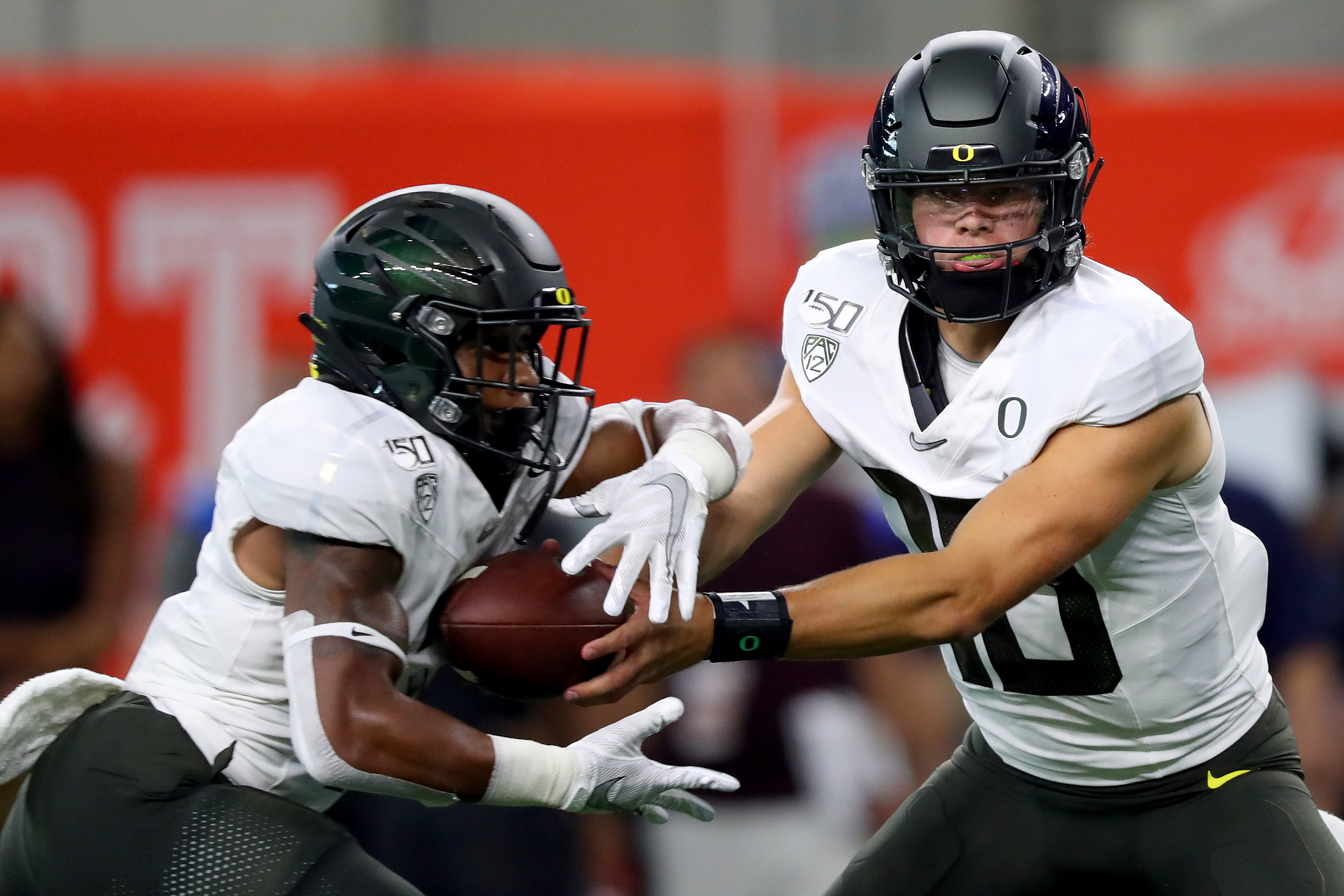 CJ Verdell Speaks on the Improvements He's Seen in Oregon's Run Game ...