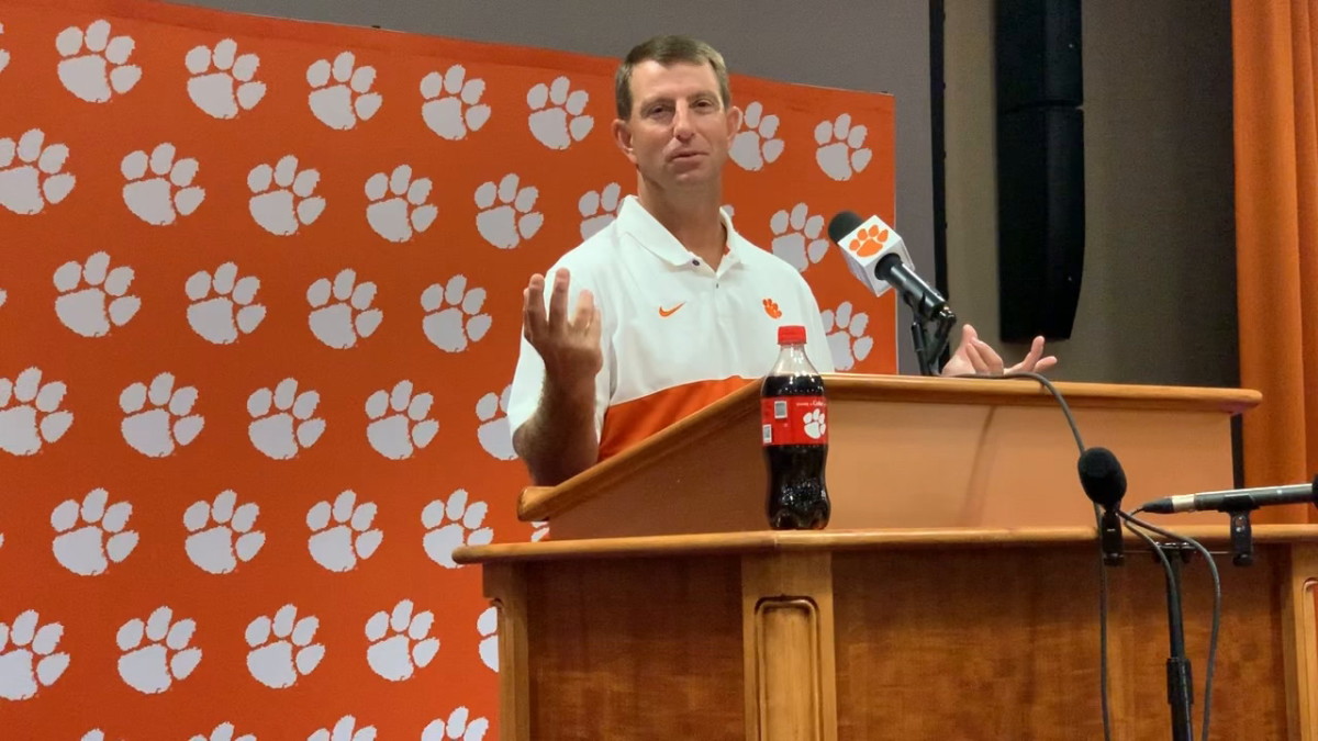 Clemson Is Back On the ROY Bus - Sports Illustrated Clemson Tigers News ...