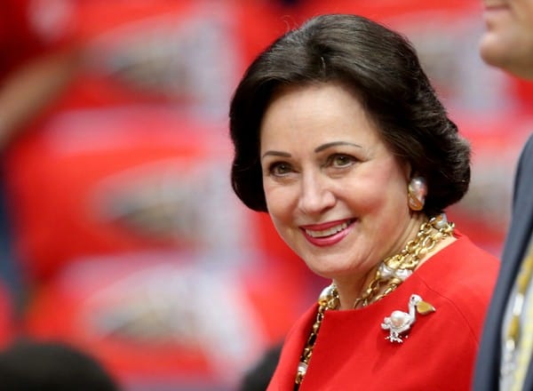 EVOLUTION OF POWER: Saints Owner Gayle Benson Earning Respect as Most ...