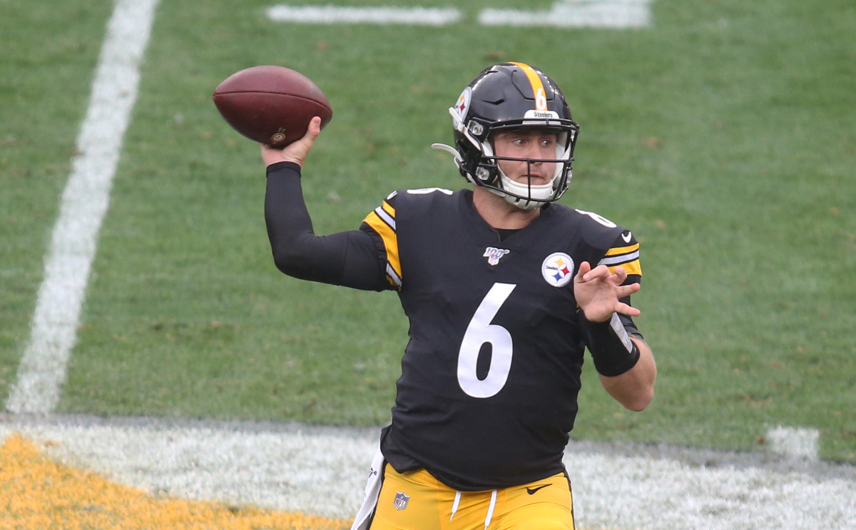 Steelers rule Mason Rudolph out, Devlin Hodges to start on Sunday ...