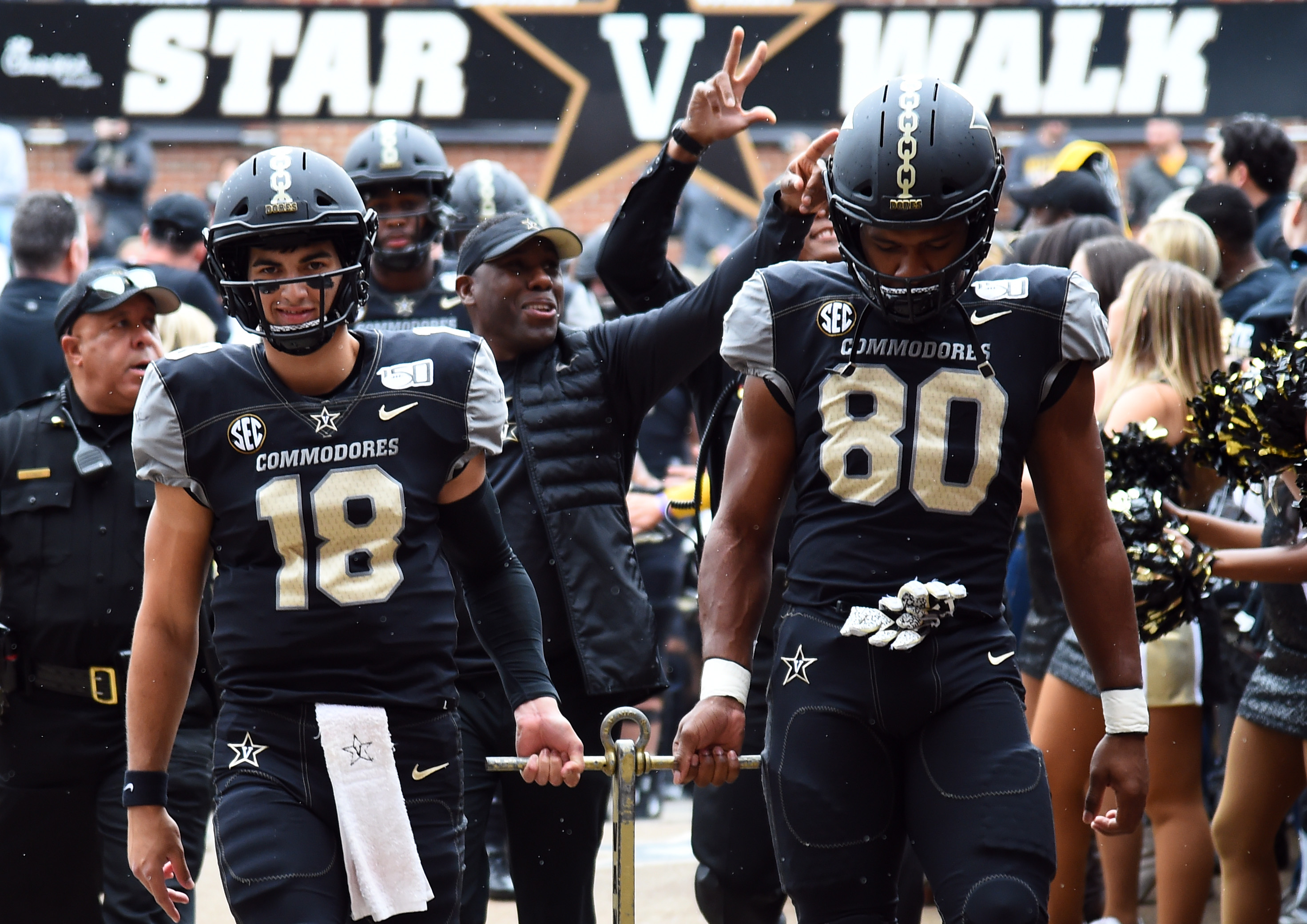 Halftime Report: Vanderbilt 14 Missouri 7 - Sports Illustrated ...