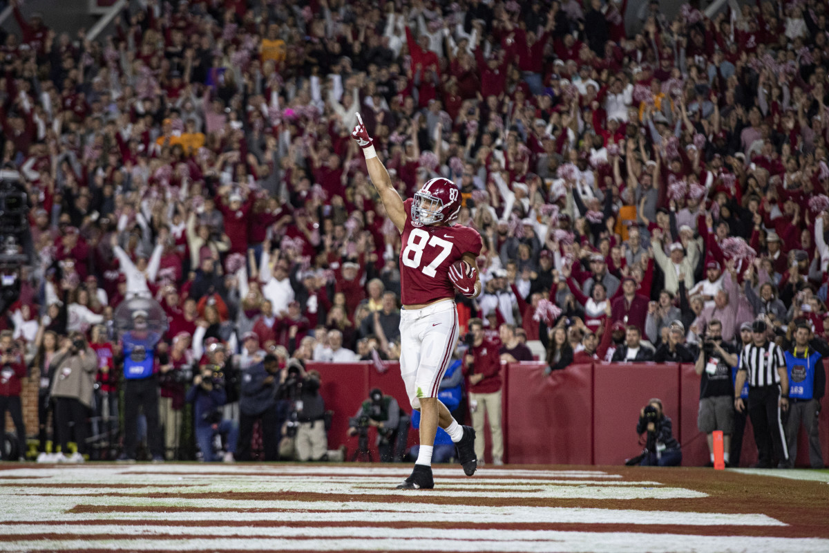 Miller Forristall Lands on 2020 Wuerffel Trophy Watch List - Sports ...