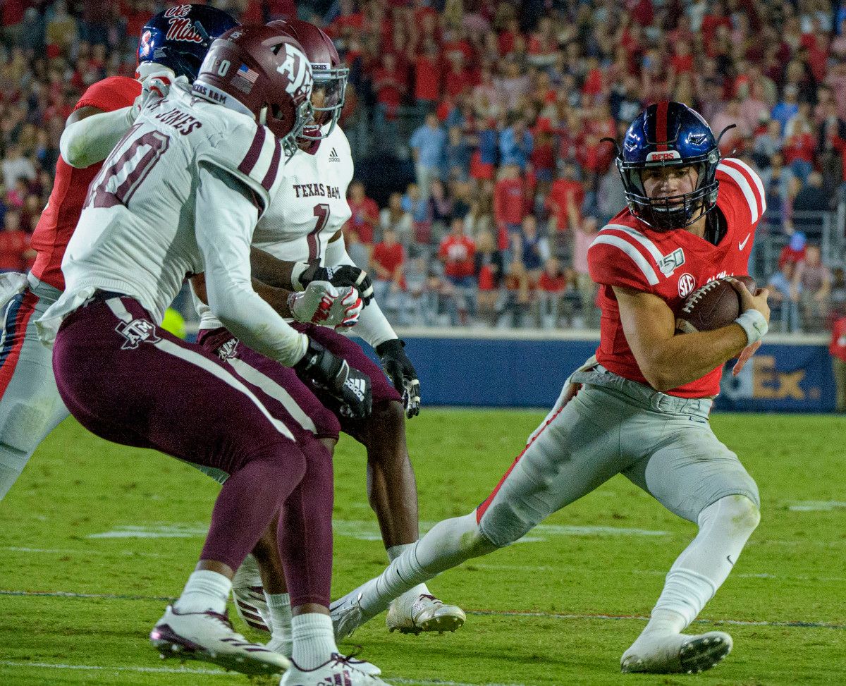 Buddy Johnson Leads Charge Against Rebels - Sports Illustrated Texas A ...