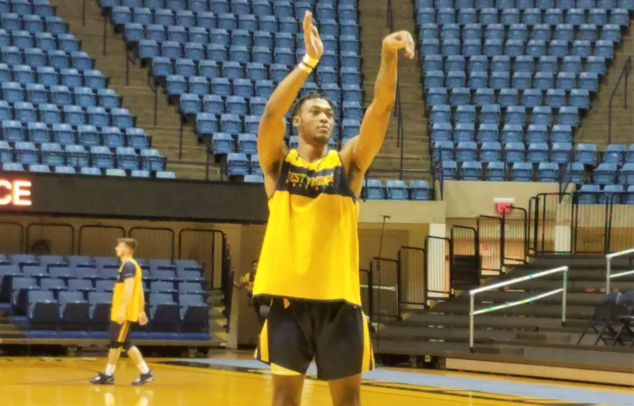 Derek Culver impresses in conference opener - Sports Illustrated West ...