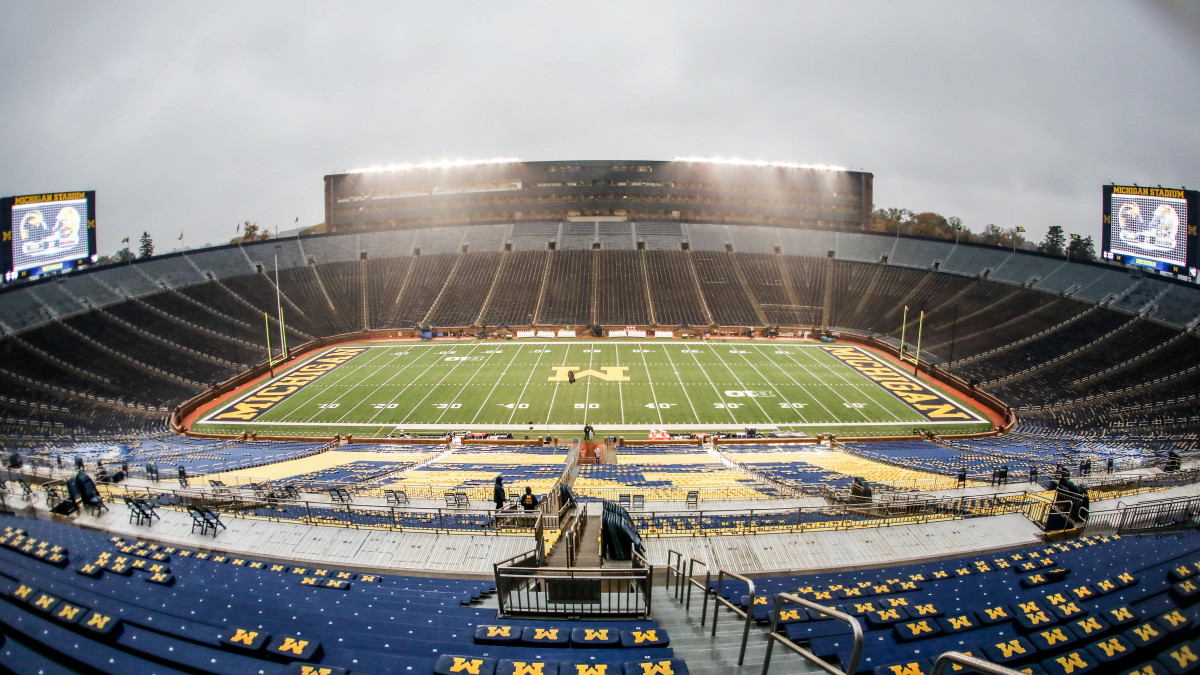 Live Game Day Updates: Michigan vs. Notre Dame - Sports Illustrated ...