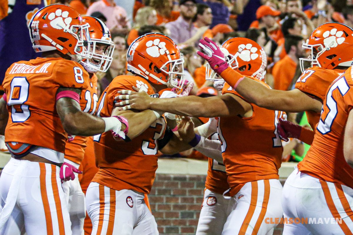 GAMEDAY Open Thread/Live Blog: Clemson Tigers vs. Wofford Terriers ...