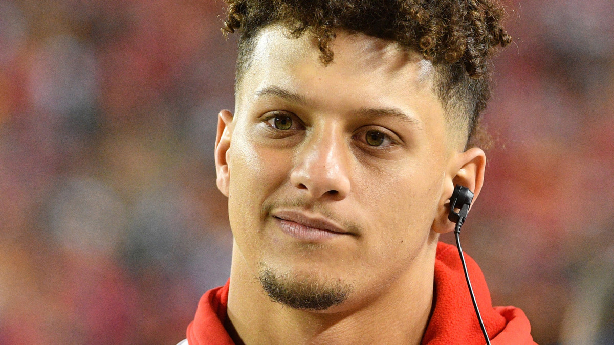 QB Patrick Mahomes Practicing Wednesday as Chiefs Prep for Vikings ...