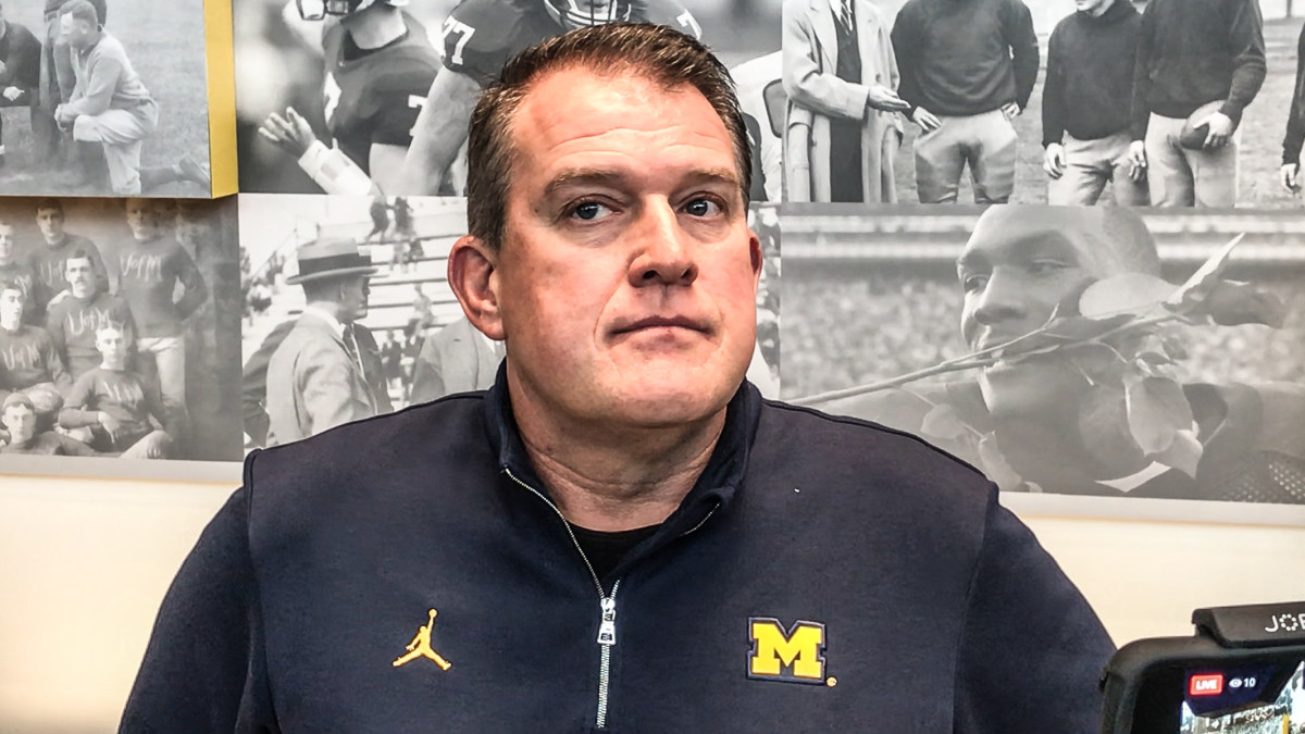 Ed Warinner Establishes Early Depth Chart For Offensive Line - Sports ...