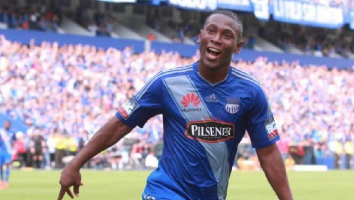 Dos gigantes de Brasil buscan a Brayan Angulo - Sports Illustrated