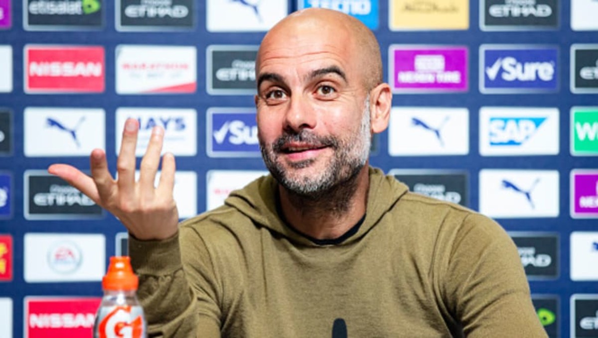 Russell Wilson INT: Seahawks QB tosses bonehead pick to Vikings ...