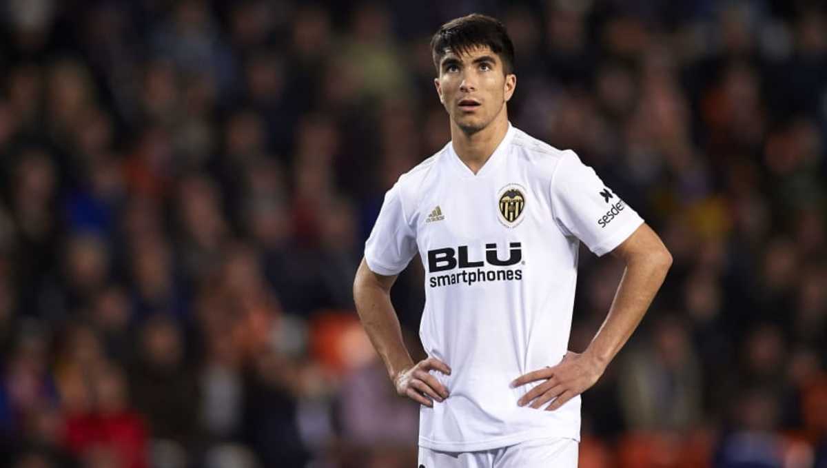 Carlos Soler: Tottenham targets summer move for Valencia star - Sports ...