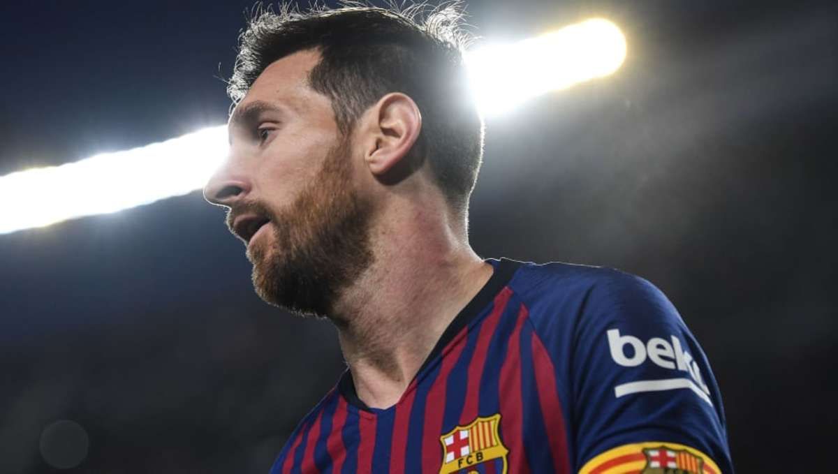 El detalle de 'fair play' de Messi con el árbitro en el partido contra ...