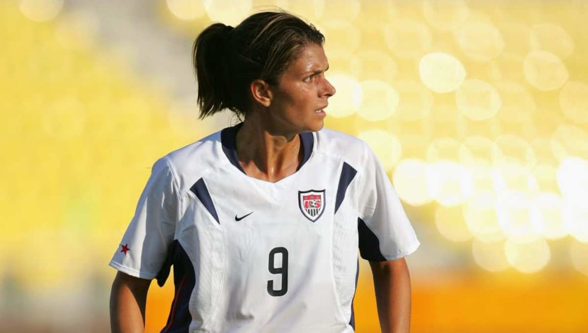 USWNT Legend Mia Hamm Predicts England & USA Wins in Huge World Cup ...