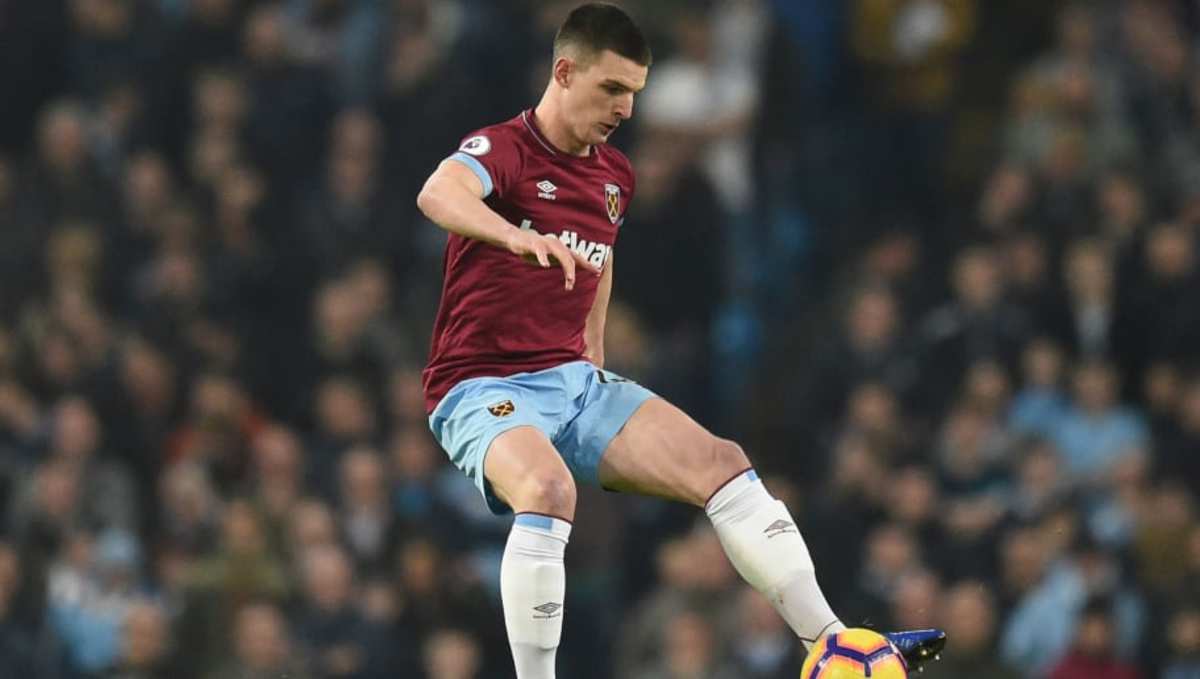 Tony Gale Claims West Ham United's Declan Rice Should Be Playing at a ...