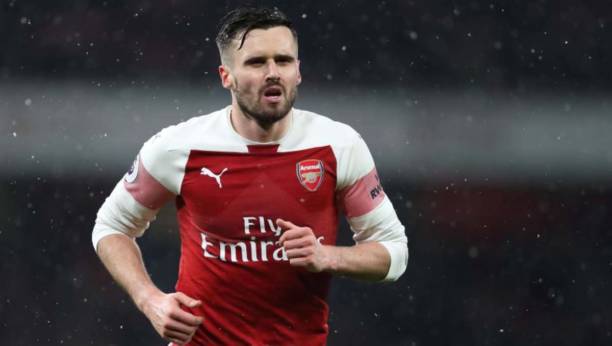 Carl Jenkinson Eager to Impress Unai Emery After First Premier League ...