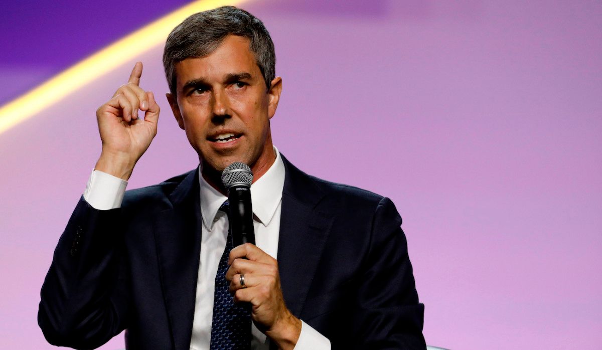 Beto O'Rourke debate guests are HS football players who kneeled for ...