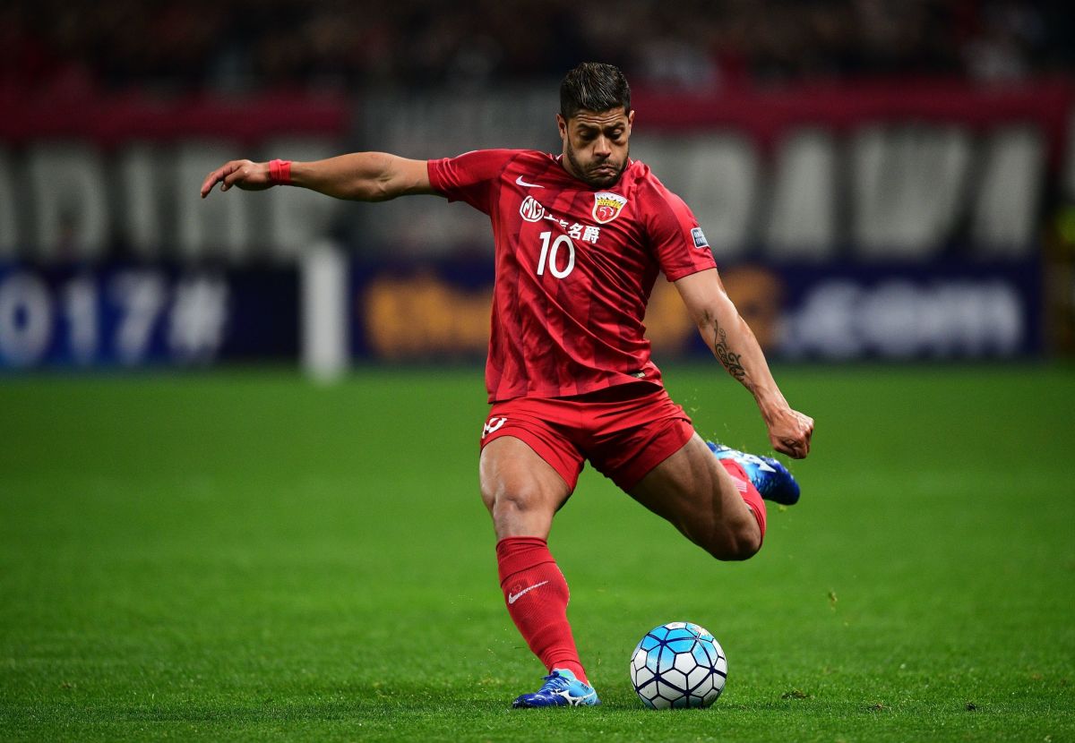 5 of the Most Powerful Forces in Football - Sports Illustrated