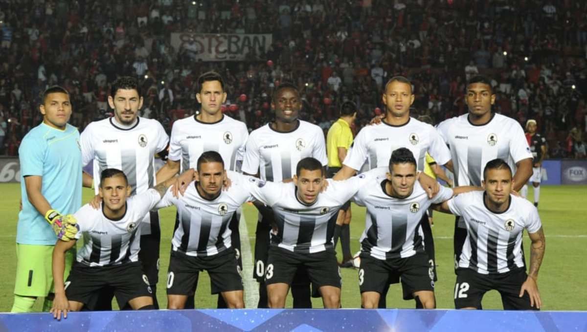 Confusión total con el Zamora, rival de Cerro Porteño - Sports Illustrated
