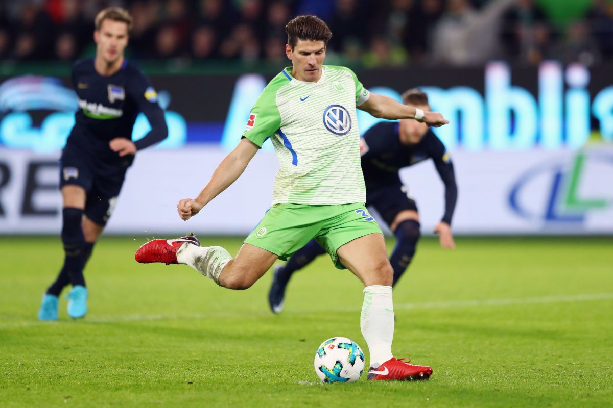 The 50 Best Penalty Takers in Football History - Sports Illustrated