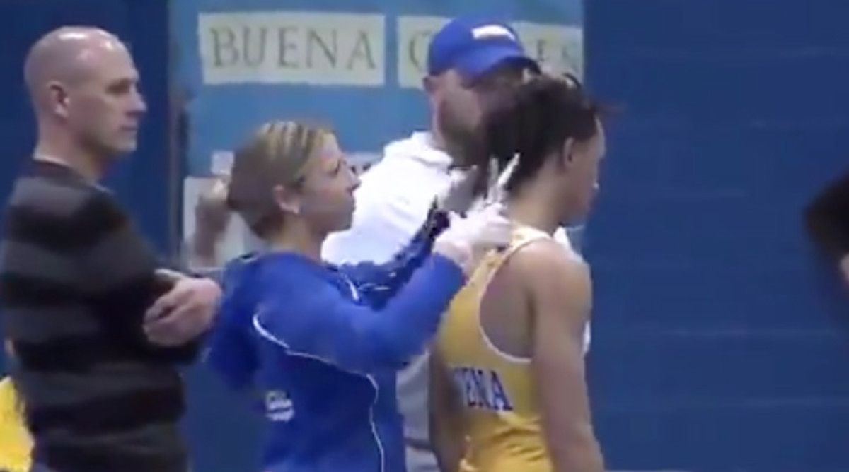 Referee banned for two seasons after forcing wrestler to cut dreadlocks ...