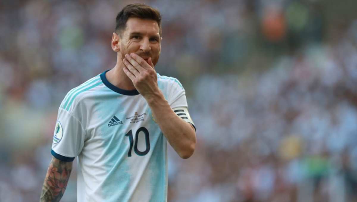 Ernesto Valverde Discusses Lionel Messi's Barcelona Future After That ...