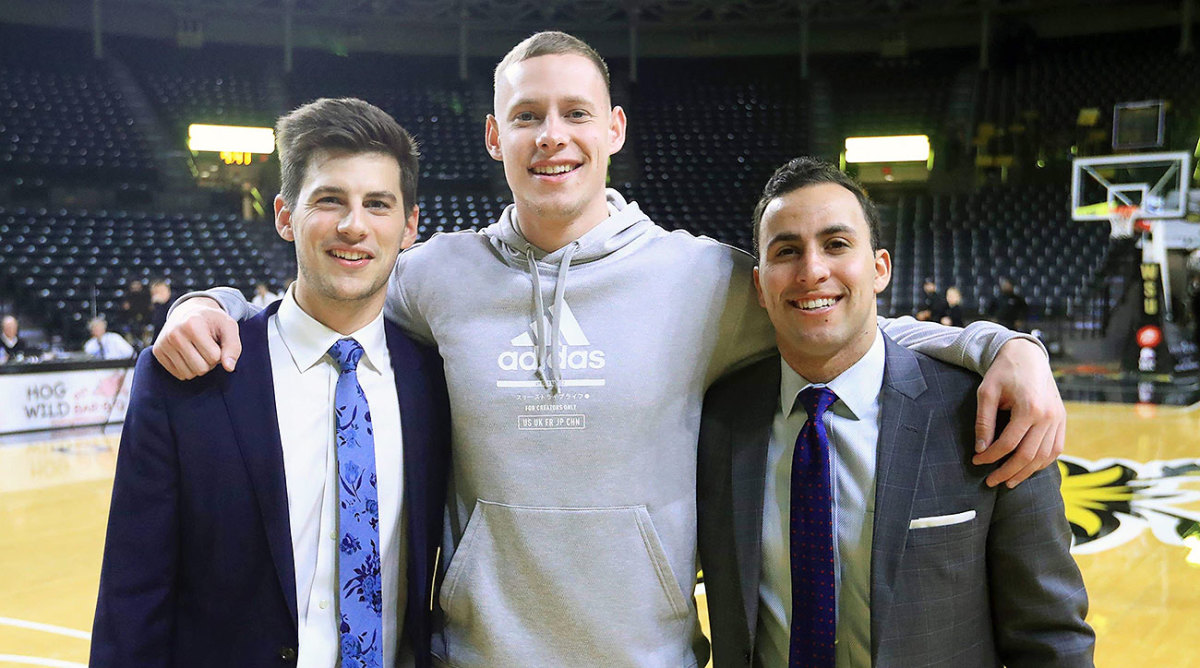 College basketball: Inside the nationwide bond of walk ons - Sports ...