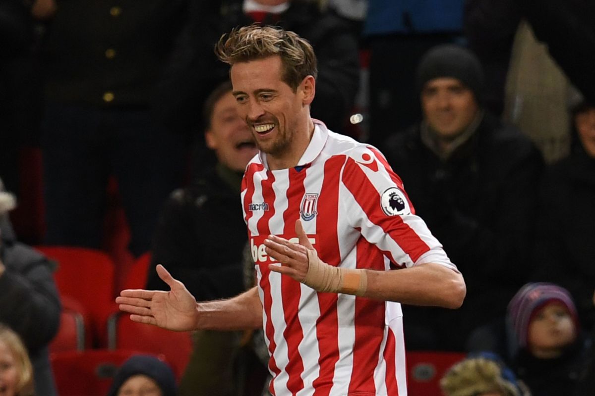 Peter Crouch: 9 of the Striker's Best Moments Following Retirement ...