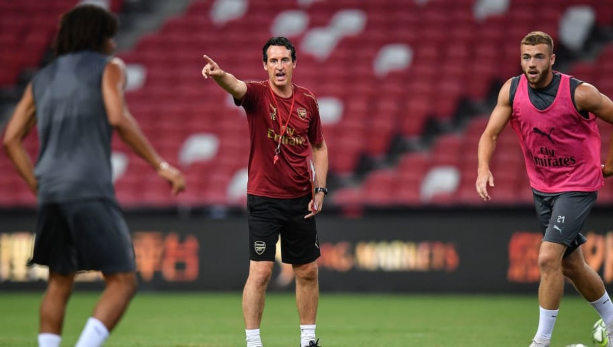 Lee Dixon Claims Unai Emery Has Upped Intensity & Accountability in ...