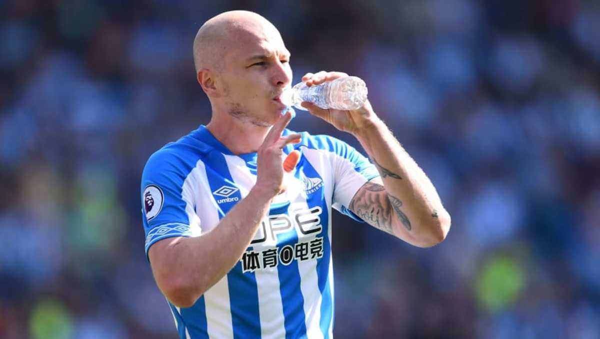 Aaron Mooy Joins Brighton on Season-Long Loan After Signing New 3-Year ...