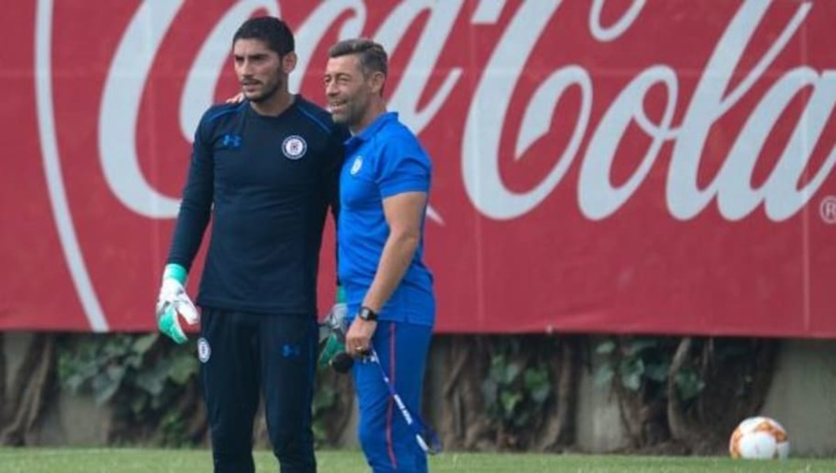 'Chuy' Corona destaca que seguirán respaldando a su entrenador en la ...