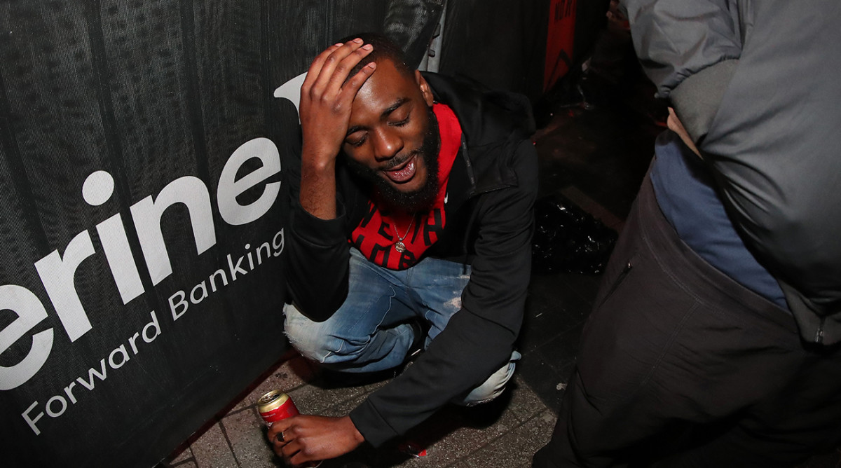 NBA Finals: Raptors fans go through agony during Game 5 loss to ...