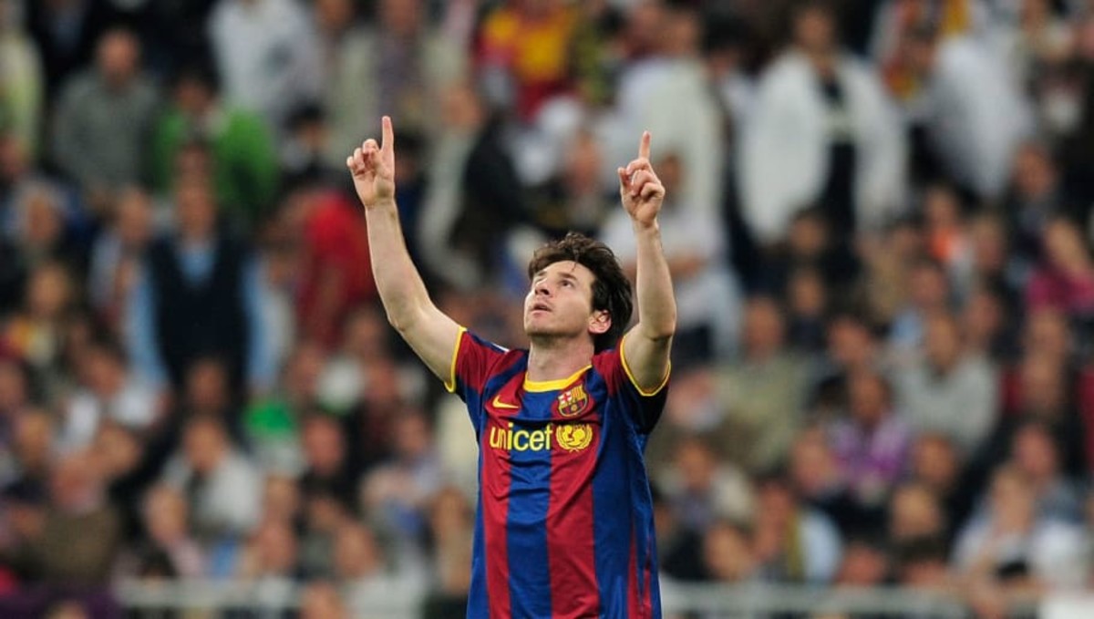 Lionel Messi: His 32 Greatest Moments on His 32nd Birthday - Sports ...