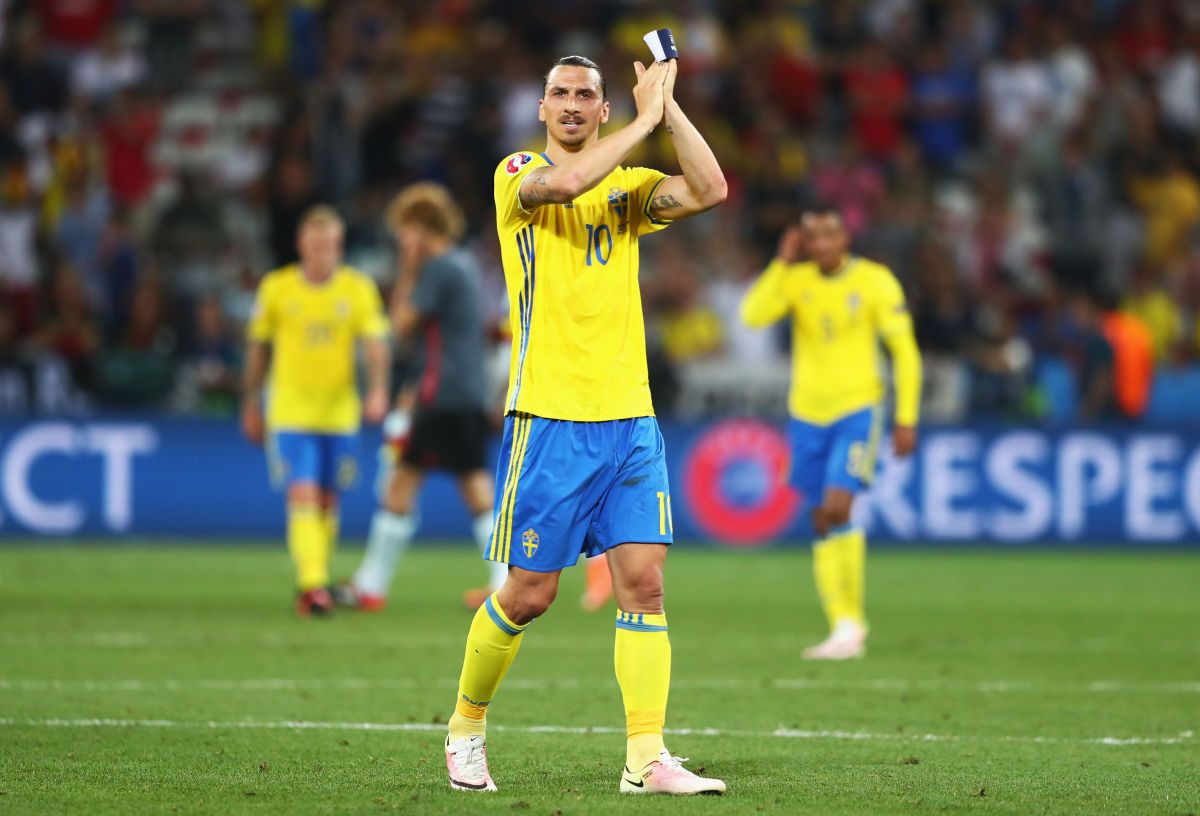 Zlatan Ibrahimovic to Be Honoured With Giant Bronze Statue in His ...