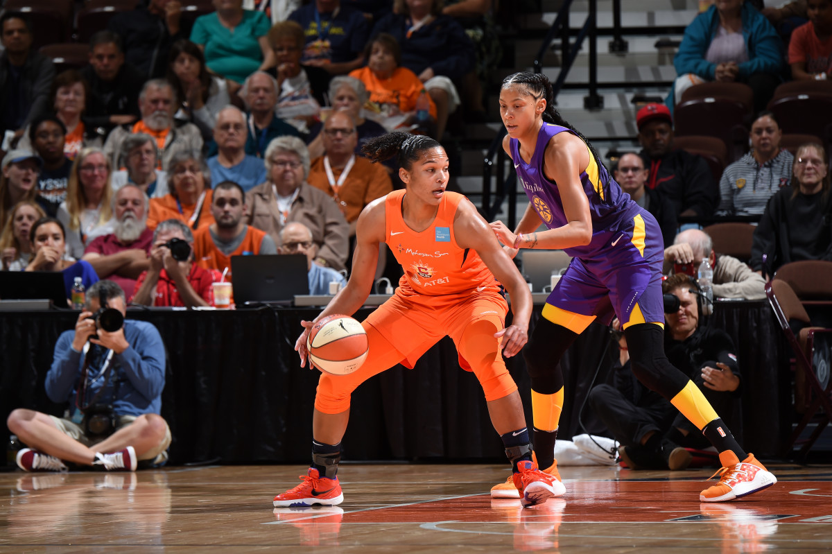 WNBA semifinals: Alyssa Thomas, Sun top Sparks in Game 1 - Sports ...