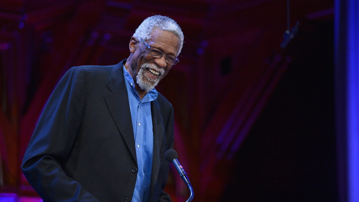 Bill Russell receives Arthur Ashe Courage Award at ESPYS - Sports ...