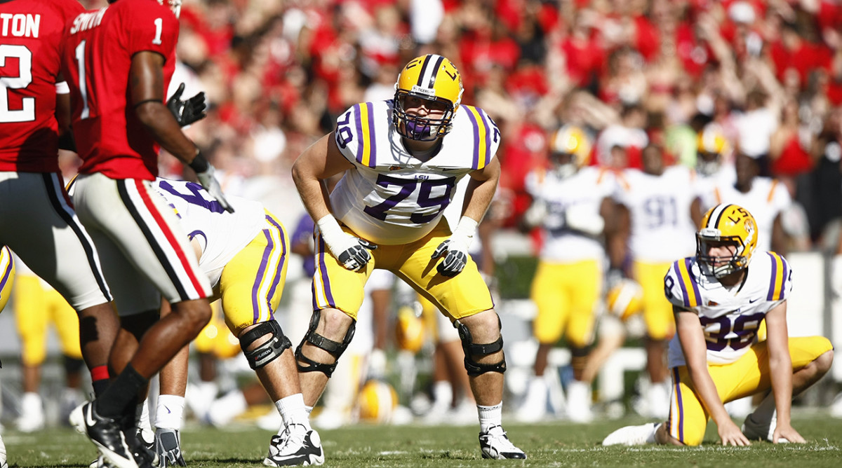Matt Branch has leg amputated after the ex-LSU lineman was shot by dog ...