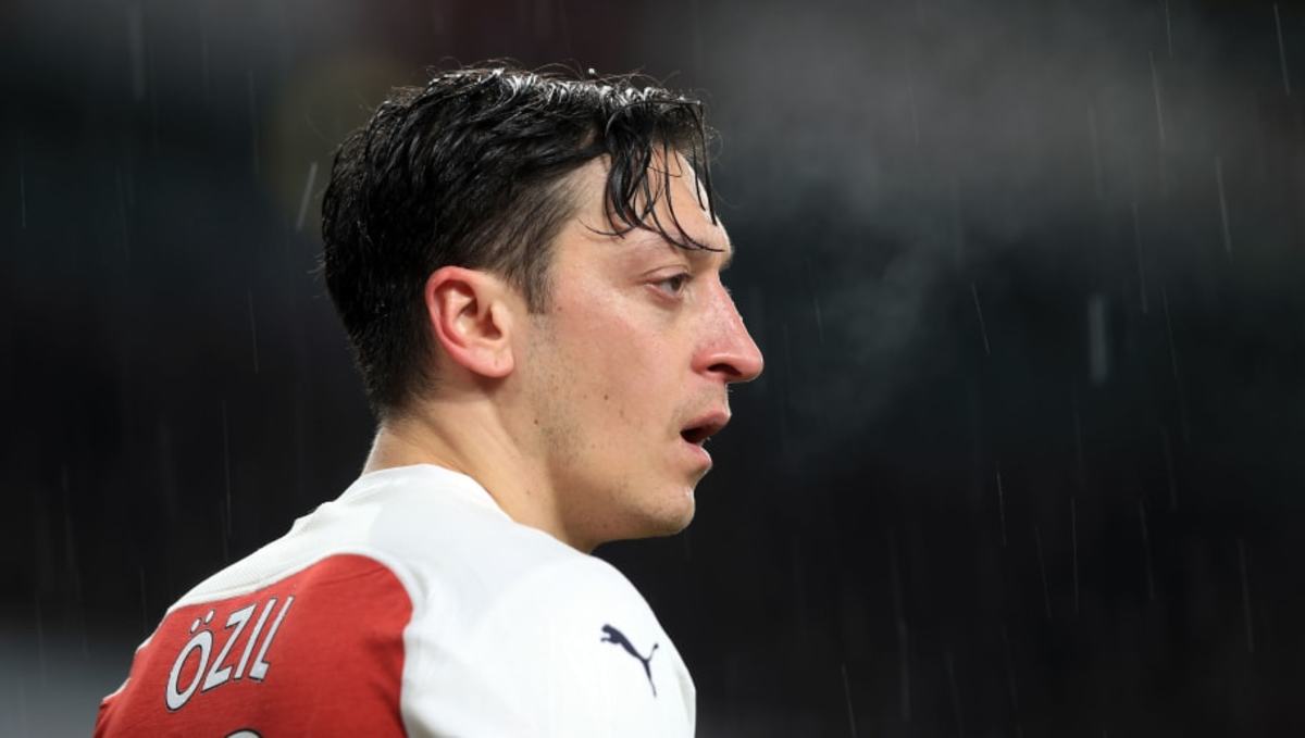 Gunners Legend Emmanuel Petit Gives His Insight Into Mesut Ozil's ...