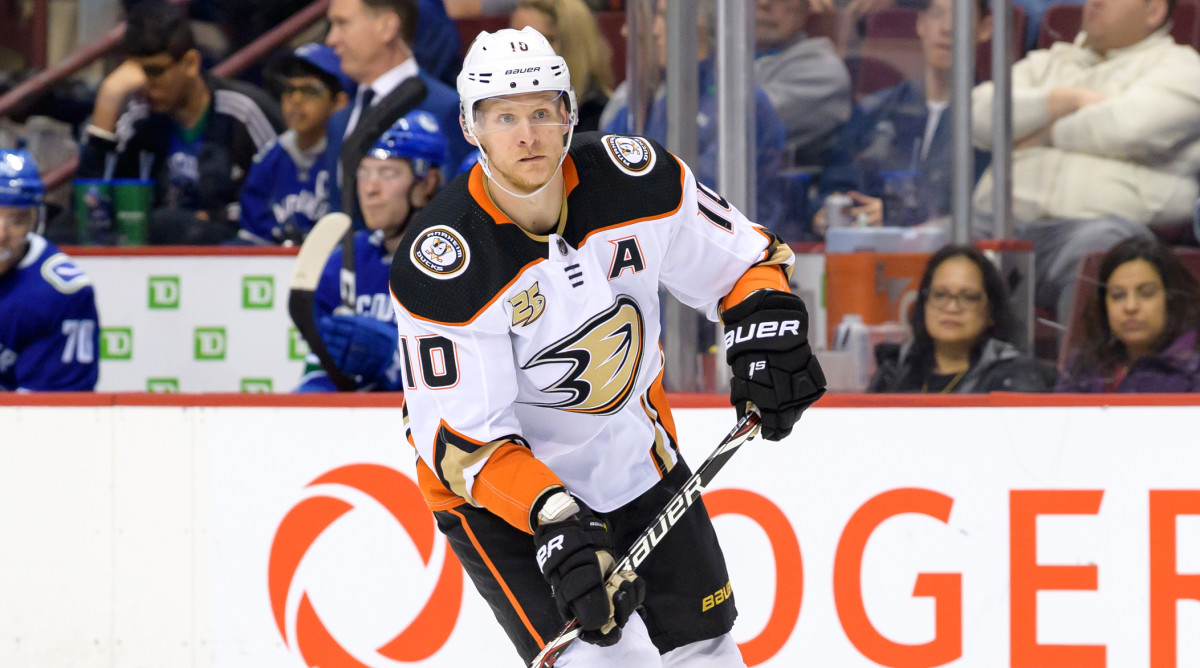 Corey Perry: Broken foot could delay debut with Dallas Stars - Sports ...