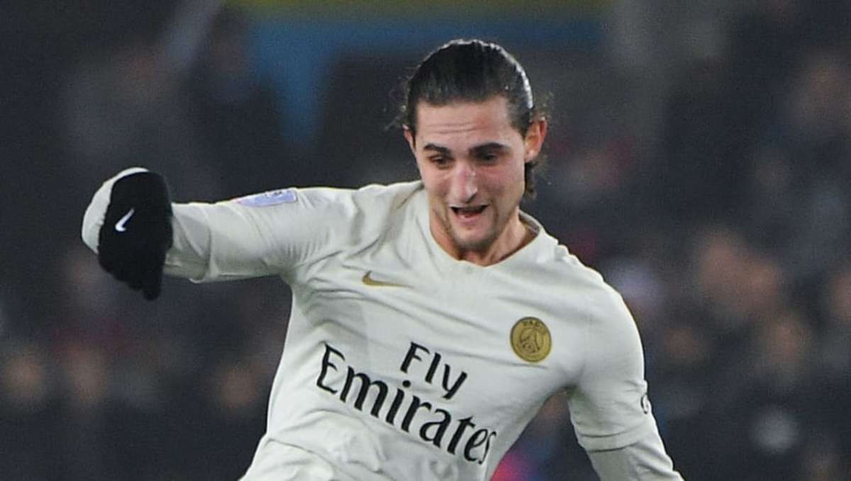 PSG le quitaría parte de su sueldo a Rabiot - Sports Illustrated