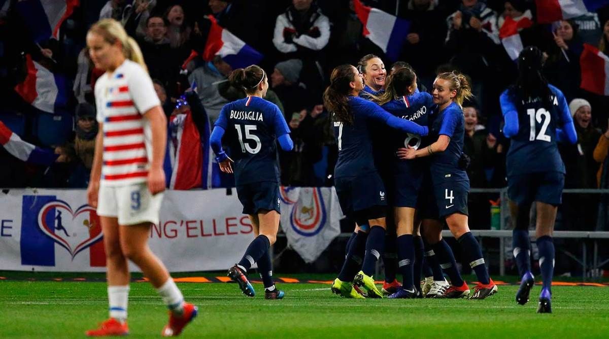 France beats USWNT to end lengthy win streak - Sports Illustrated