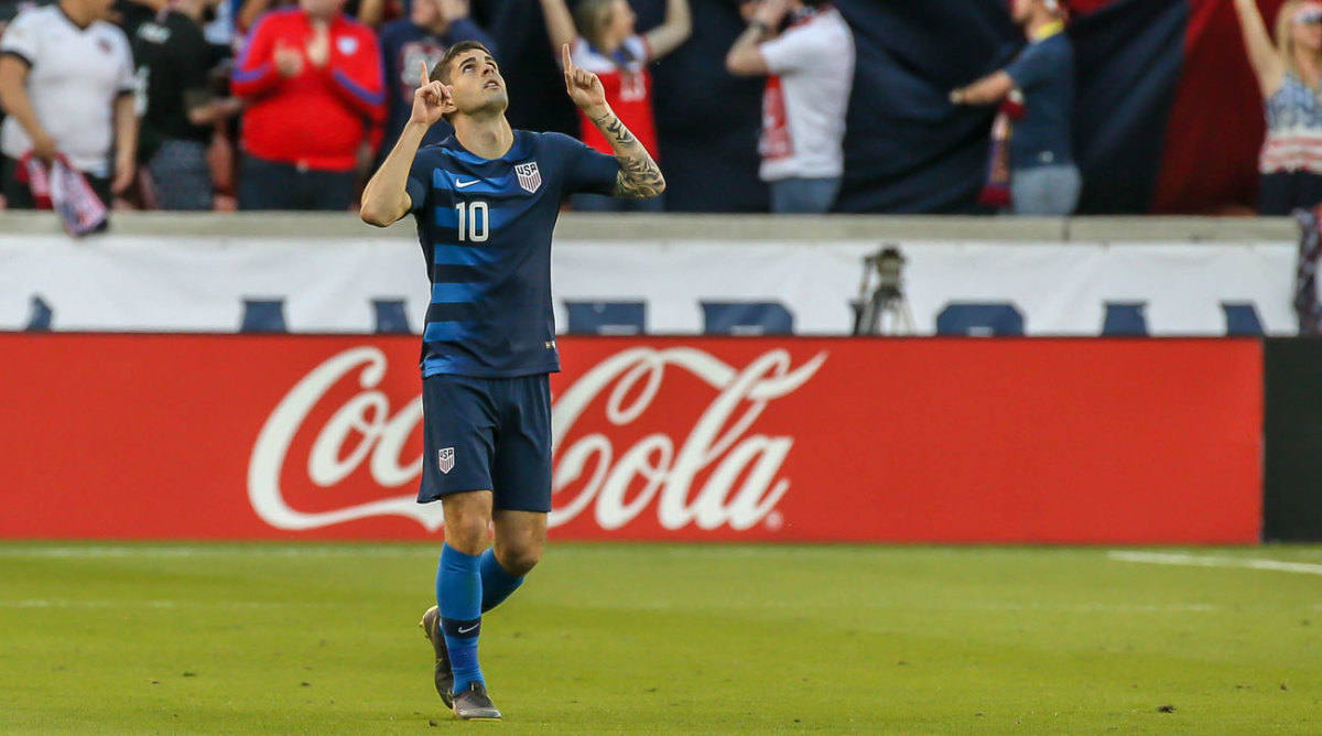 Christian Pulisic injury: US midfielder strained right quadriceps ...