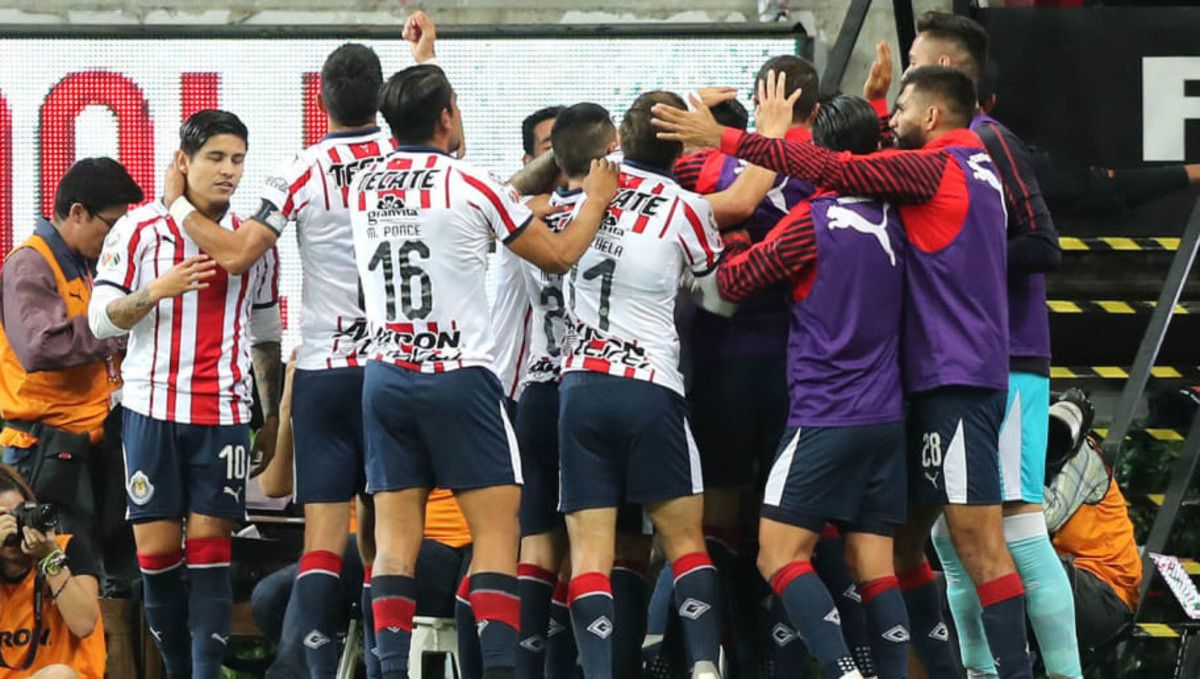 El XI ideal de Chivas para el Apertura 2019 - Sports Illustrated