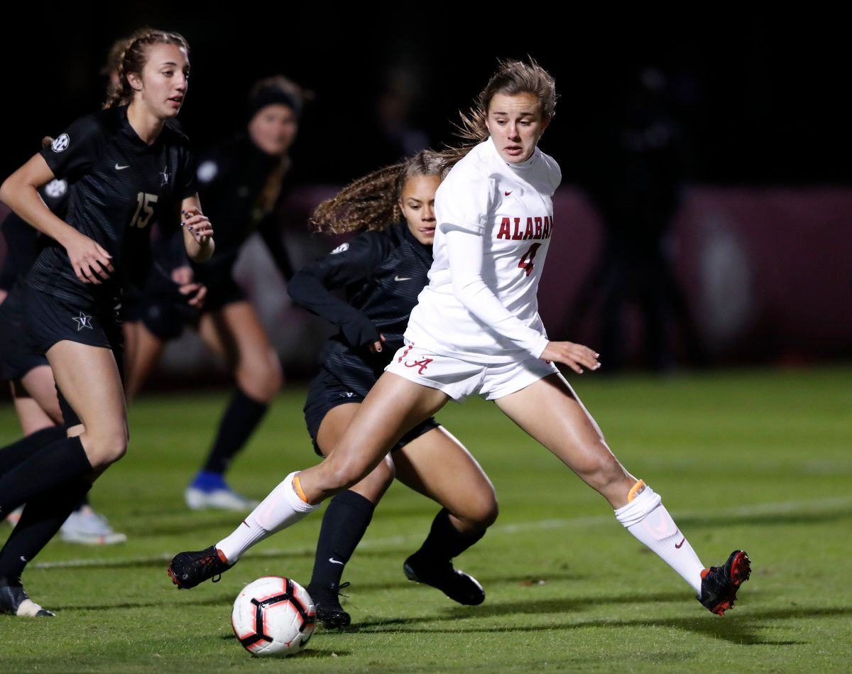 Alabama Soccer-Senior Day-regular season - Sports Illustrated Alabama ...