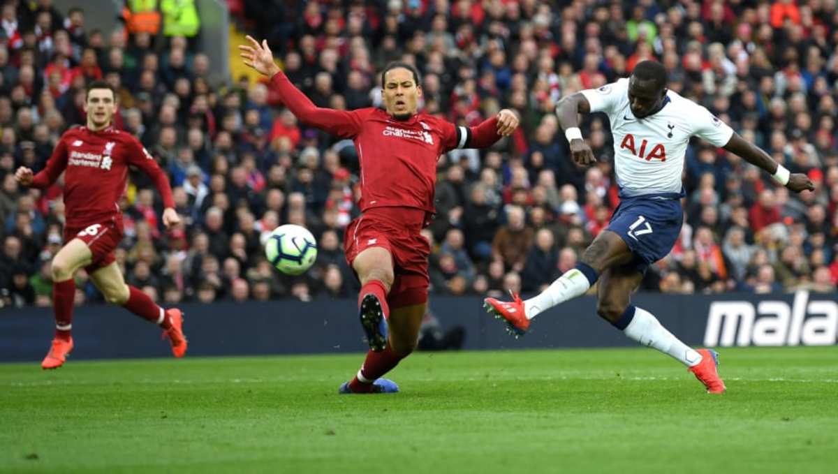 Virgil van Dijk Talks Through Incredible 2-on-1 Defending to Stop Spurs ...