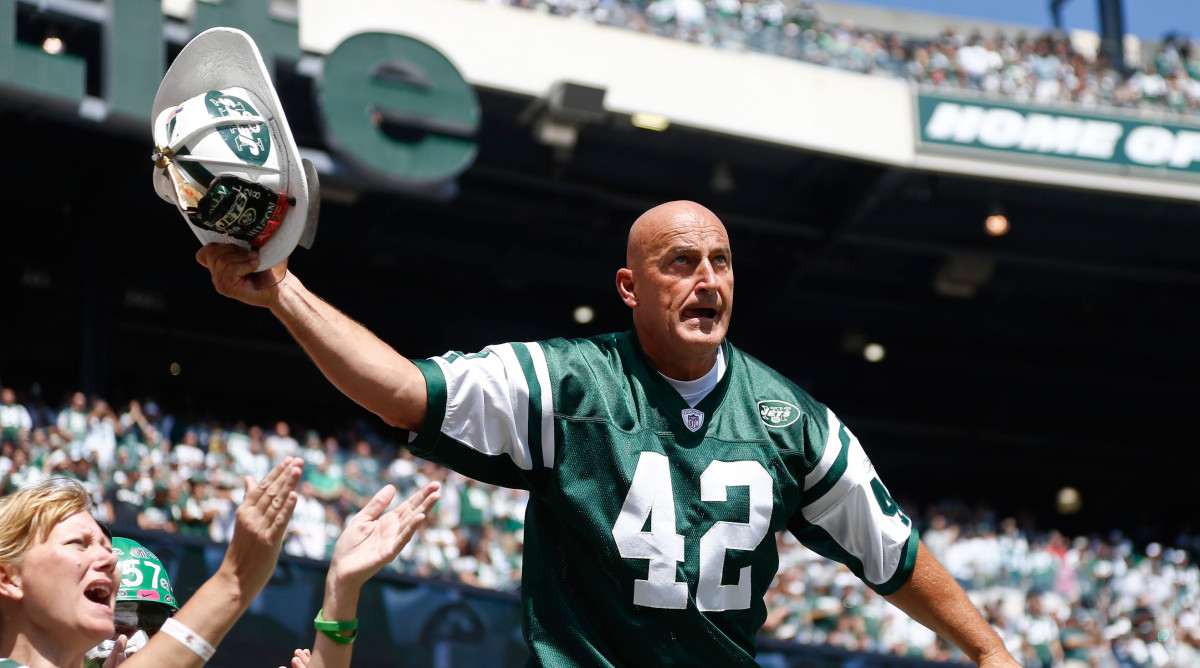 Fireman Ed returns: Jets superfan set for MetLife Stadium appearance ...