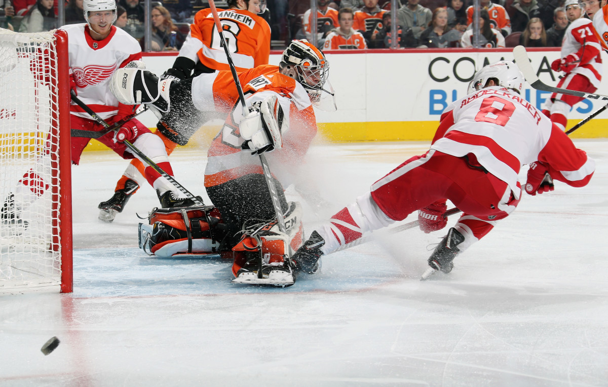 Flyers top Red Wings in Carter Hart's NHL debut - Sports Illustrated