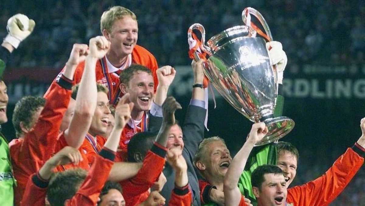 8 of the Biggest Trophy Heists in Football History - Sports Illustrated