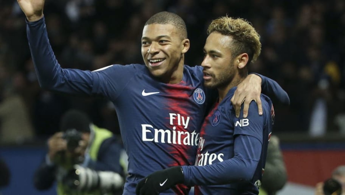 Liverpool Handed Massive UCL Boost With Key PSG Duo Taken Off Injured ...