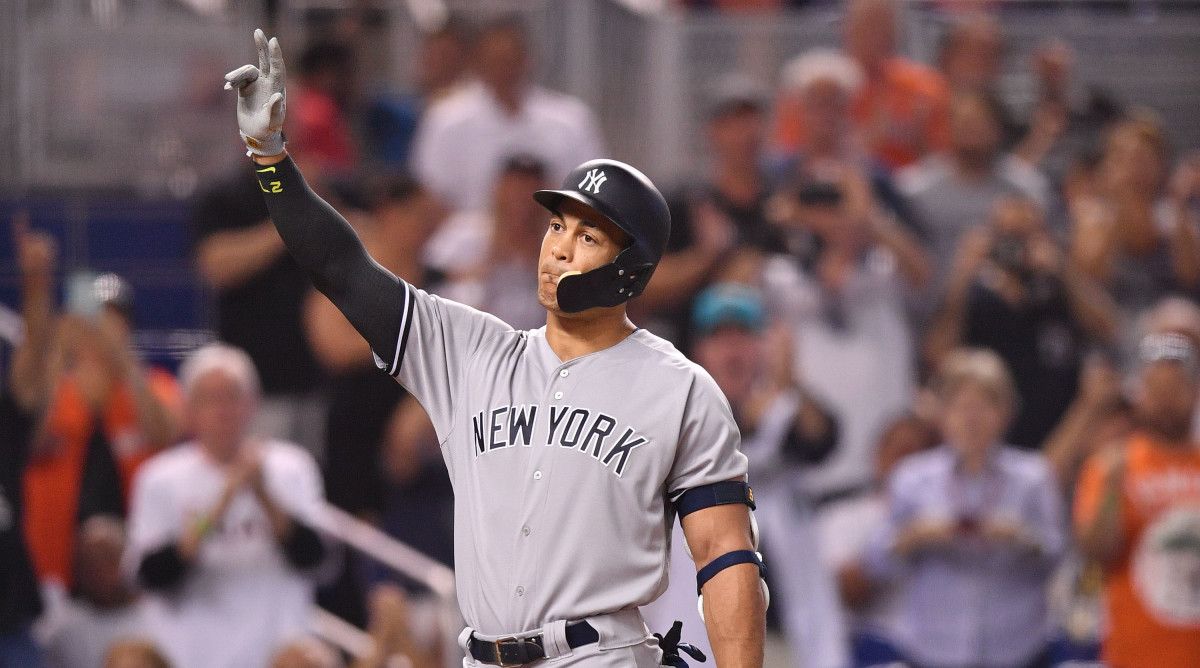 Giancarlo Stanton receives standing ovation in Miami return (Video ...
